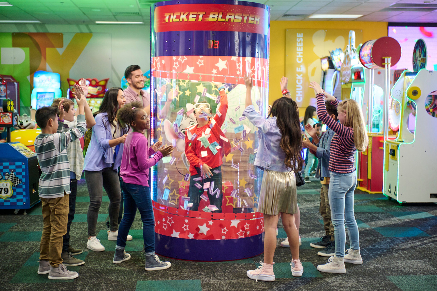 Fiestas de cumpleaños - Chuck e cheese Honduras